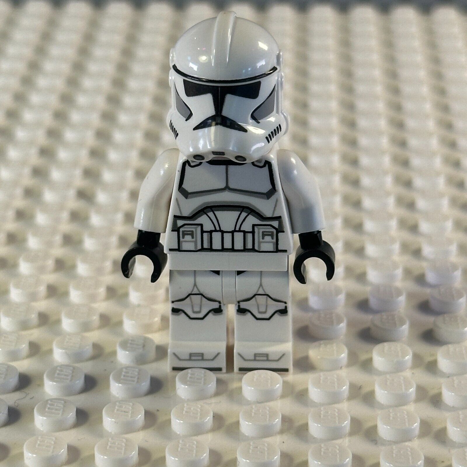 LEGO Star Wars Minifigure Clone Trooper Phase 2 sw1319 – Brickheads Toy Company