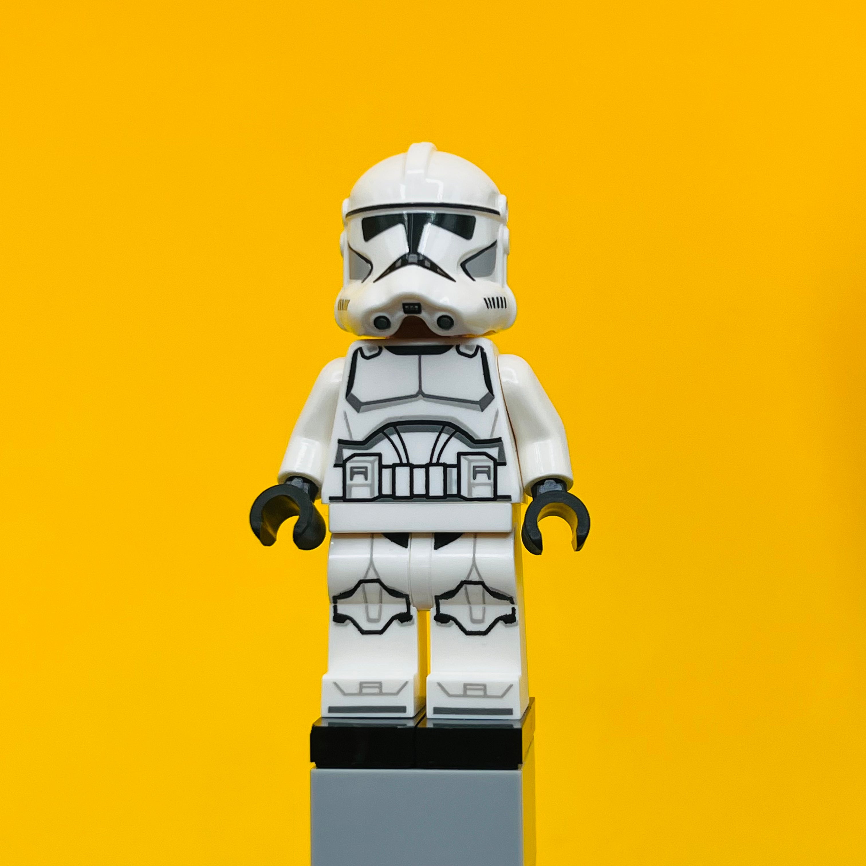 LEGO Star Wars Minifigure Clone Trooper (Phase 2) Nougat Head - sw1319 – Brickheads Toy Company