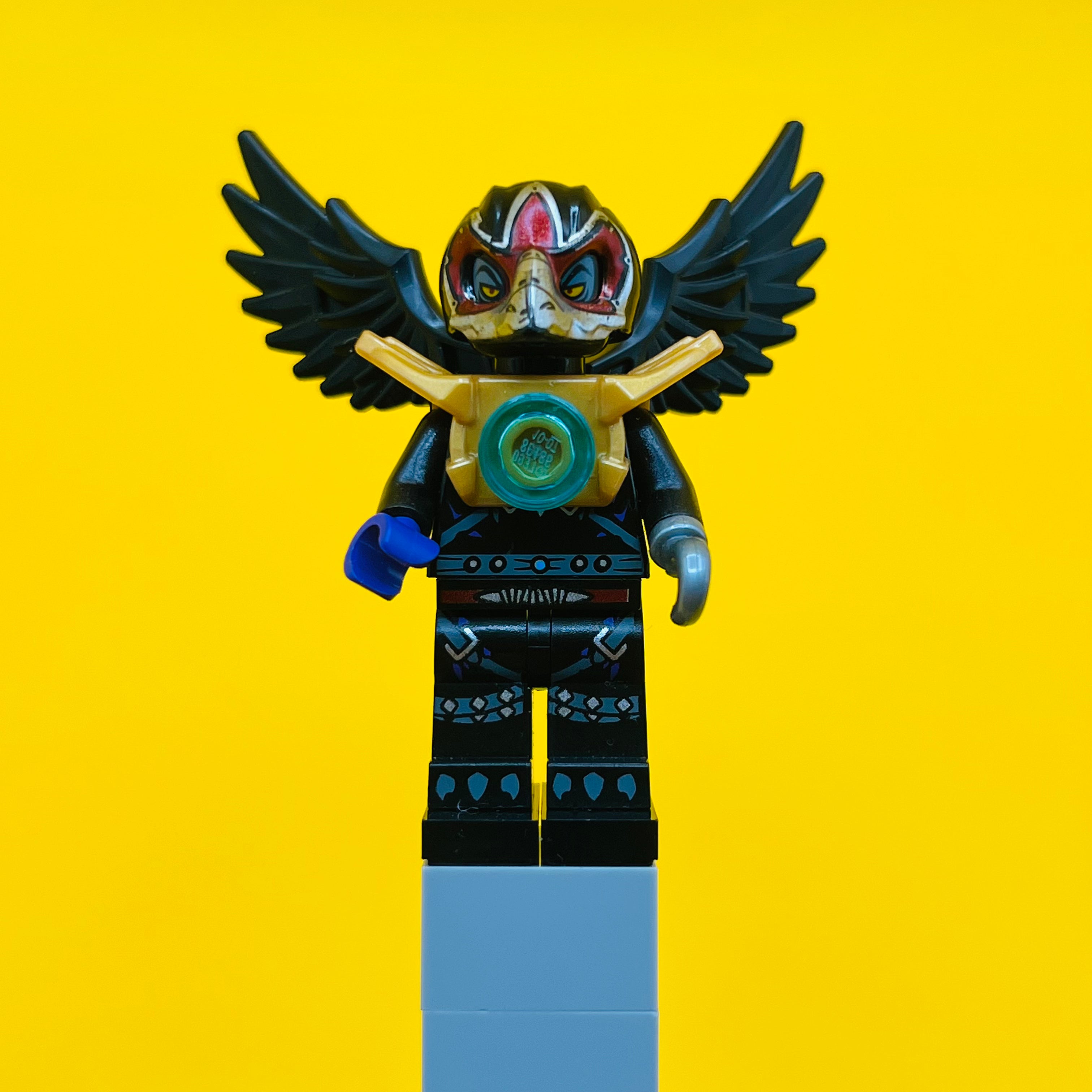 LEGO Legends of Chima Minifigure Radar - Pearl Gold Armor loc042 ...