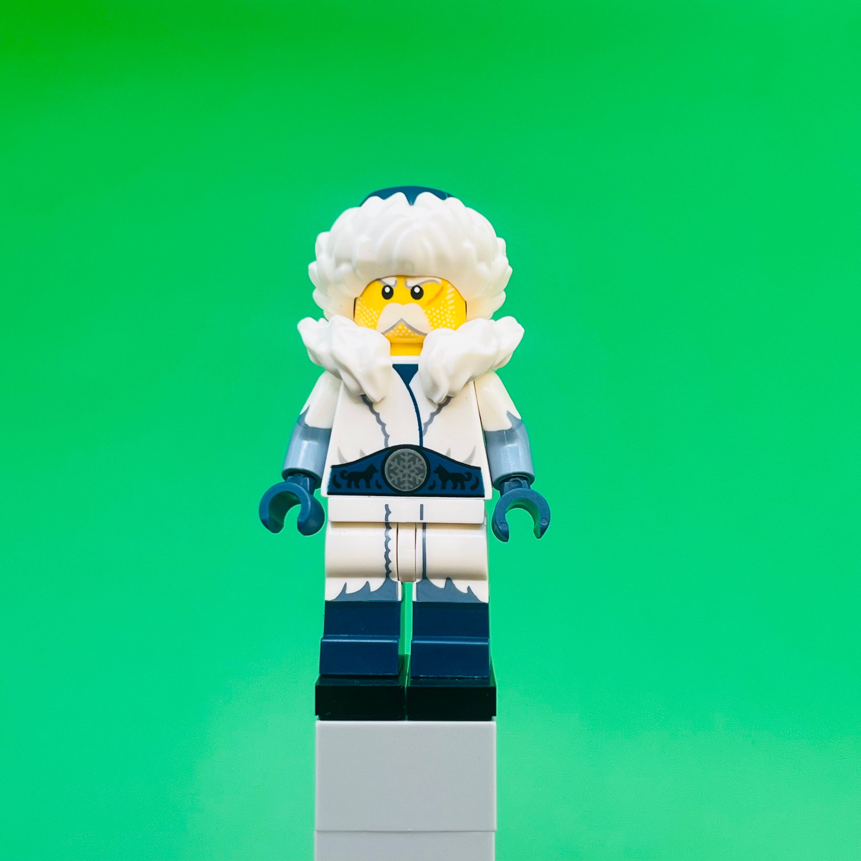 LEGO Minifigure Series Minifigure Snow Guardian, Series 22 (Minifigure ...